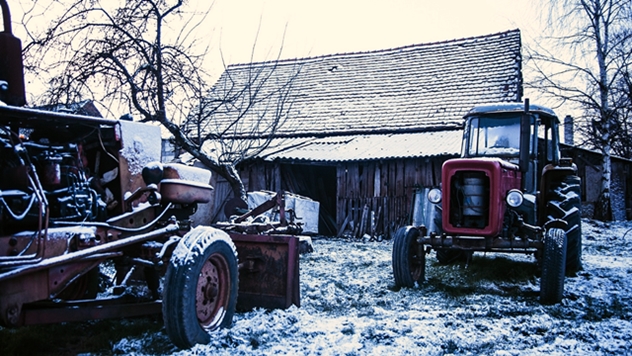 Mehanizacija u Srbiji, poljoprivredni traktori i kombajni | AGROmedia